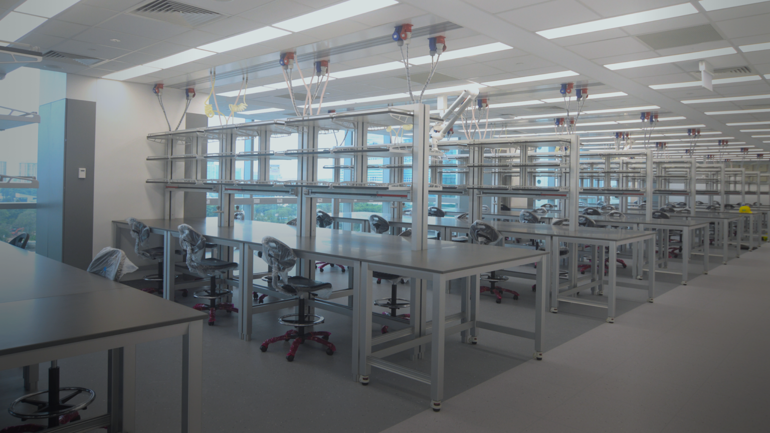 Laboratory and Healthcare Furniture | Hospital Furniture | Systmz
